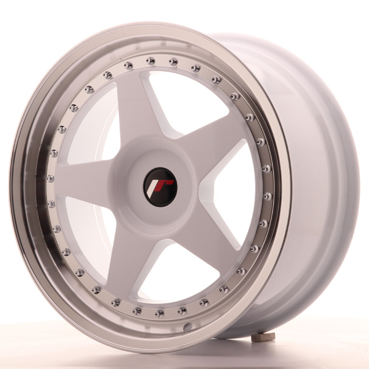 JR Wheels JR6 18x8,5 ET35-40 White